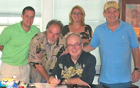 Skyline Signs B&D Hitmaker Don Cook - MusicRow.com