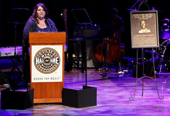 Bobby Karl Works The CMHoF Medallion Ceremony - MusicRow.com