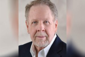 Lifenotes: Beloved Music Industry Veteran Roy Wunsch Passes - MusicRow.com