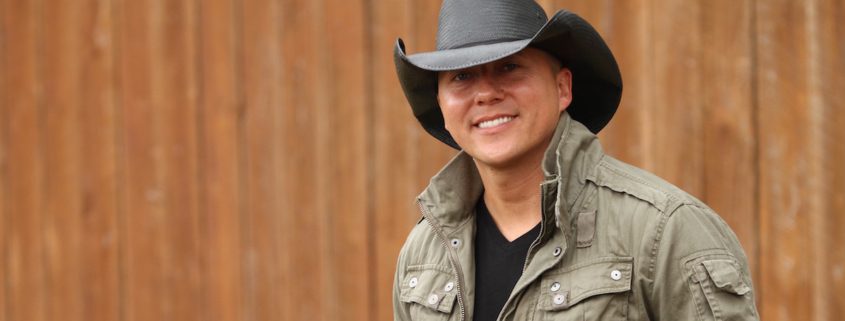 Frank Foster Signs With APA Nashville - MusicRow.com