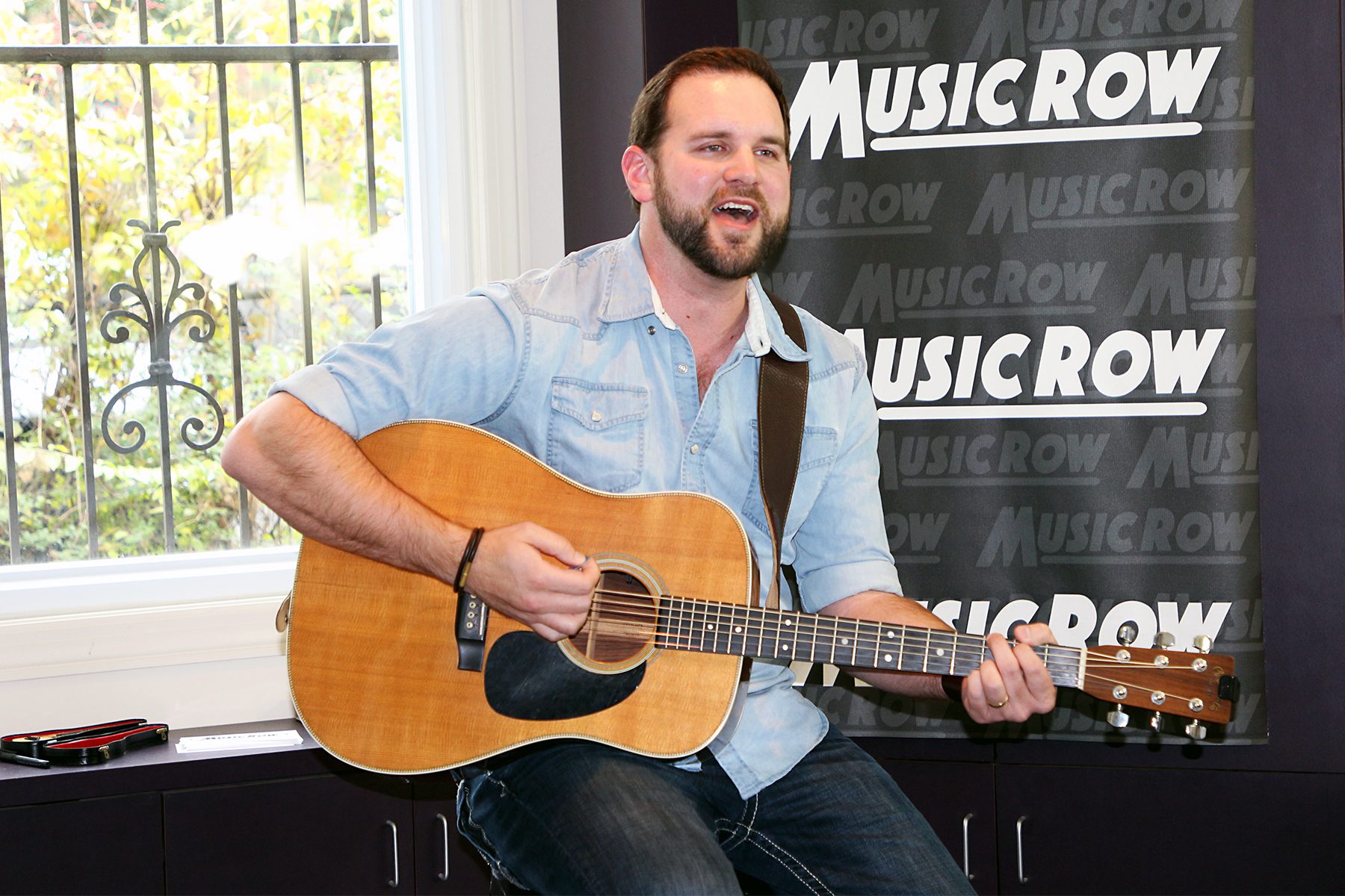 On The Row: Blane Howard Showcases New Music - MusicRow.com