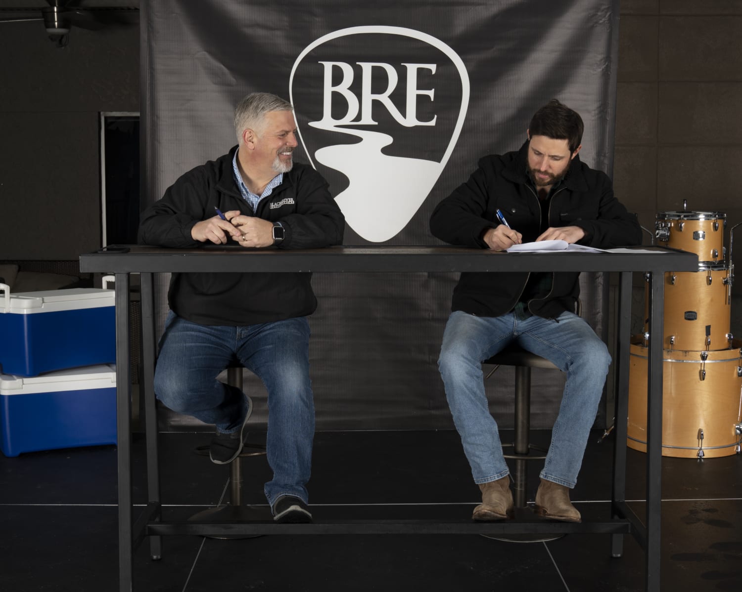 Black River Entertainment Signs Hitmaker Ray Fulcher - MusicRow.com