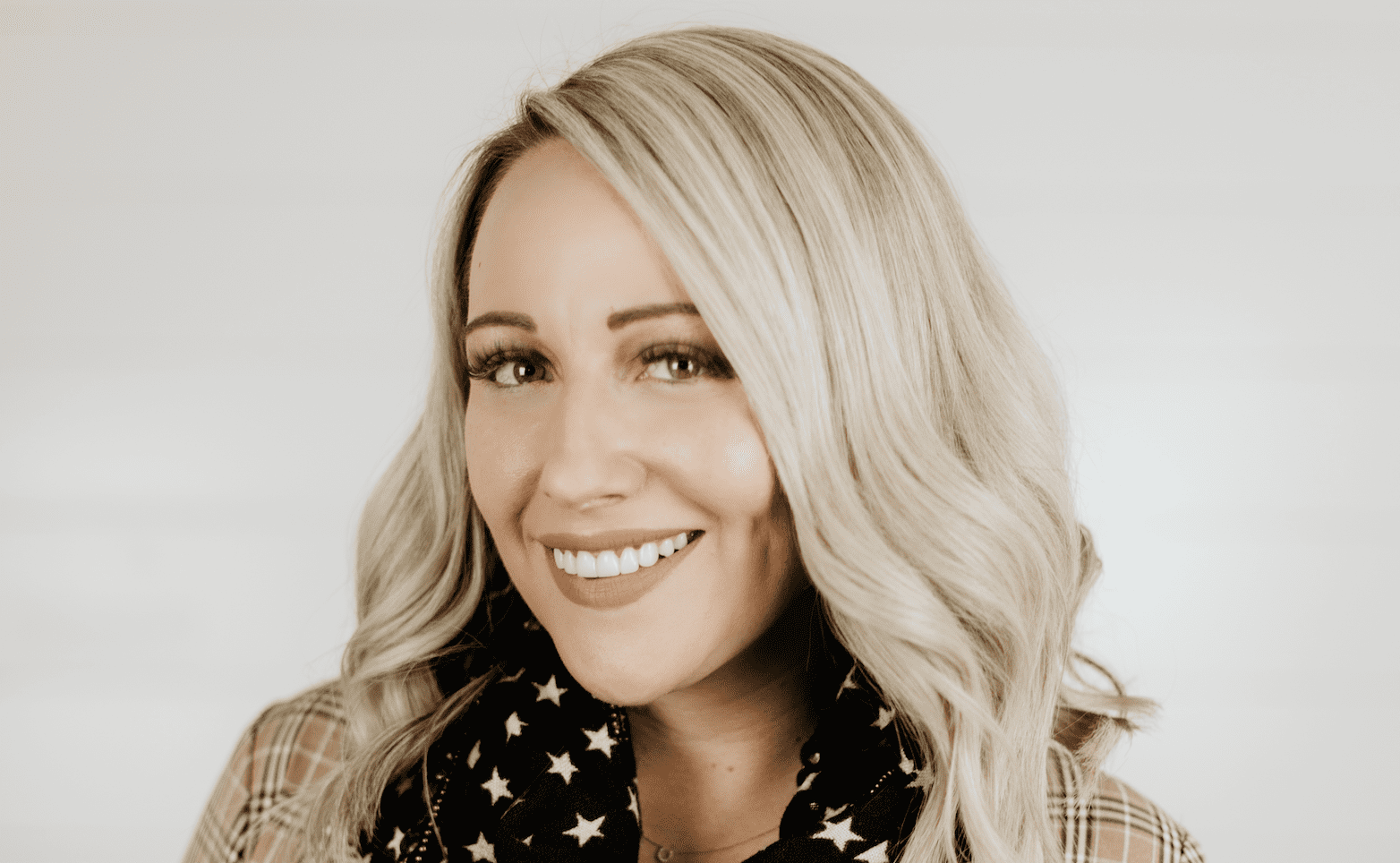 Activist Artists Management Promotes Caitlin Stone - MusicRow.com