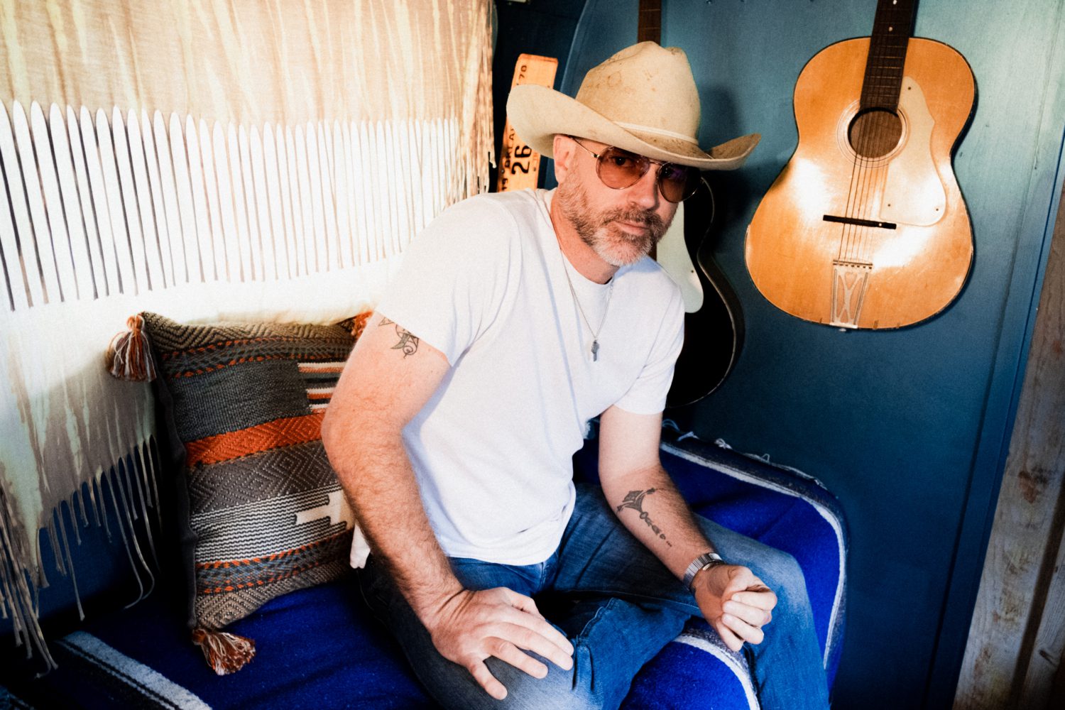 Jon Randall Reaches Back To Lone Star Roots On New Project 'Neon Texas ...