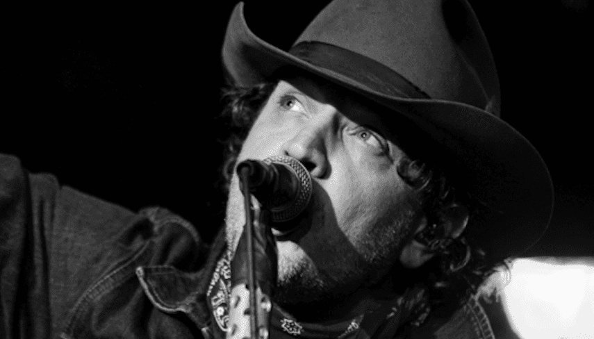 Jeremy McComb Signs With Reliant Talent Agency - MusicRow.com