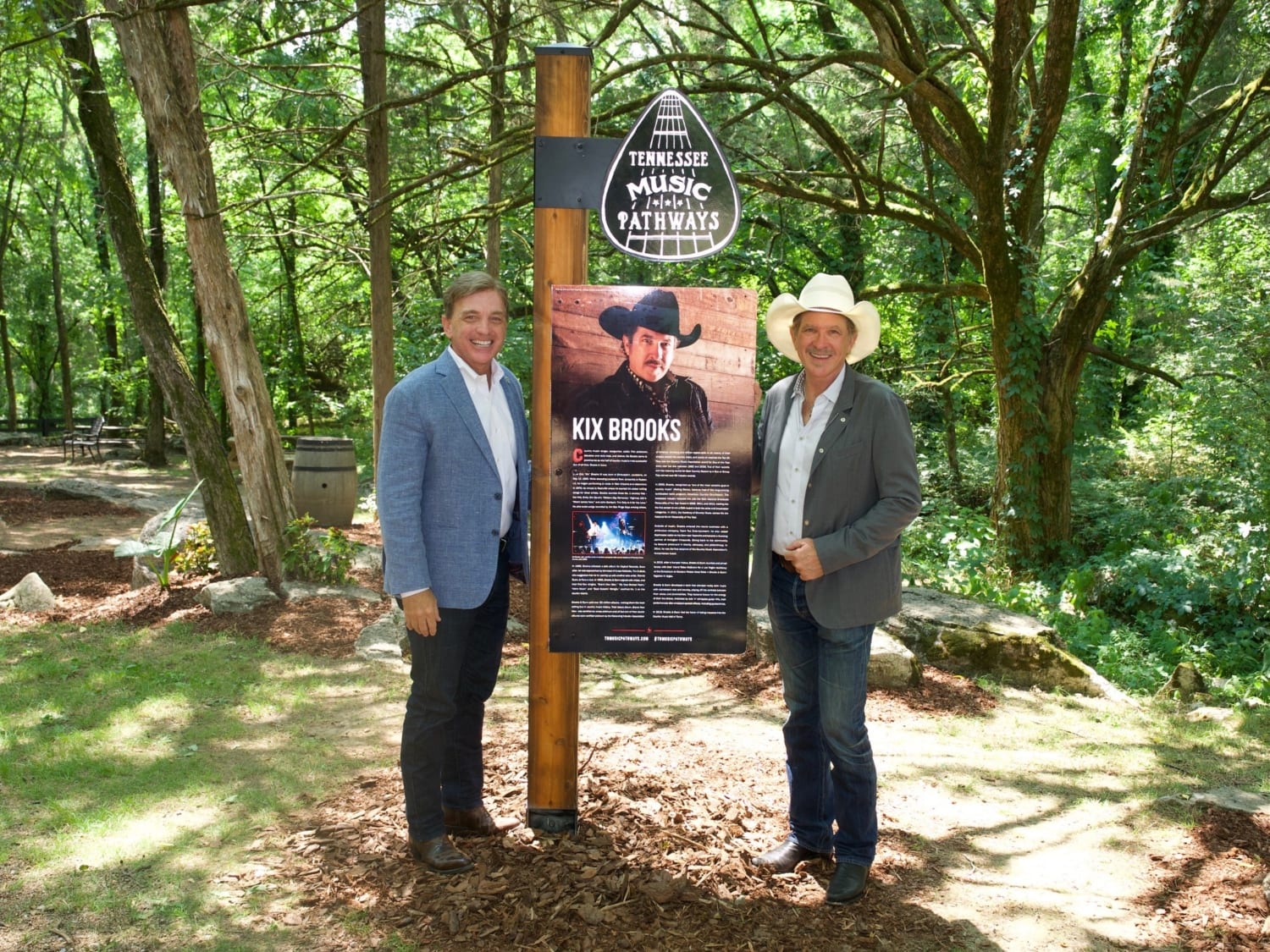 Tennessee Tourism Unveils Kix Brooks Music Pathways Marker At Arrington ...