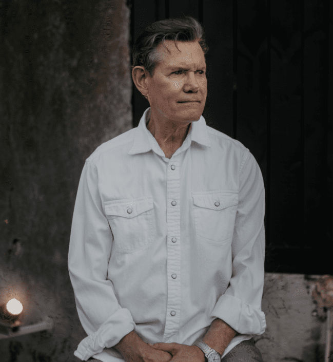 Honoring A Legacy: Randy Travis Is Celebrated On 35th Anniversary ...