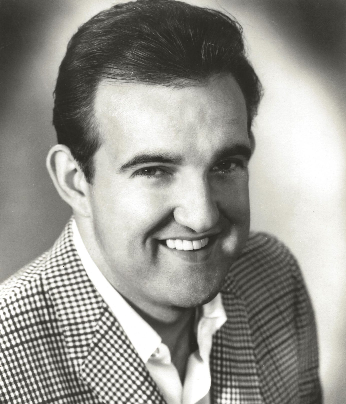 “Dean Of Country Broadcasters” Ralph Emery Passes - MusicRow.com