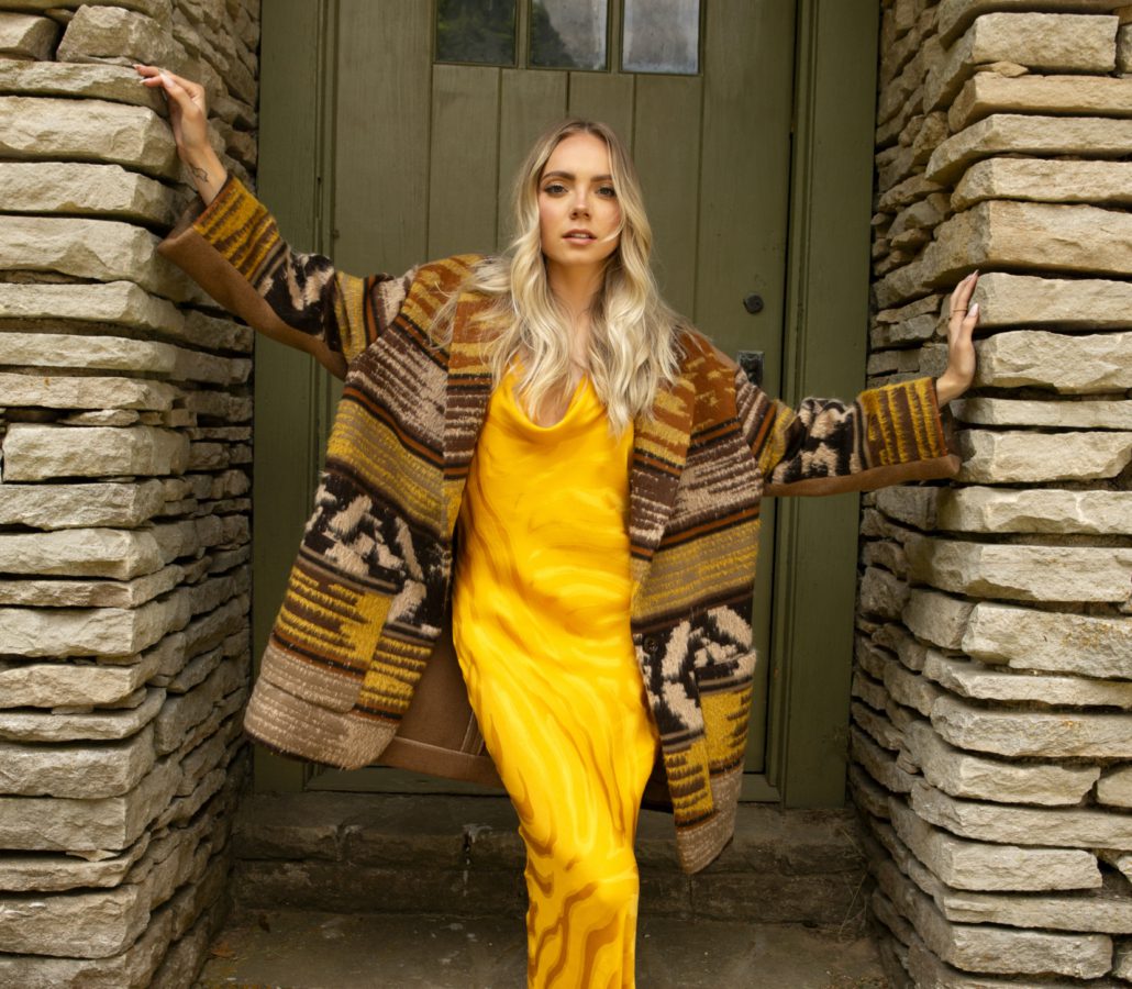 danielle bradbery ig