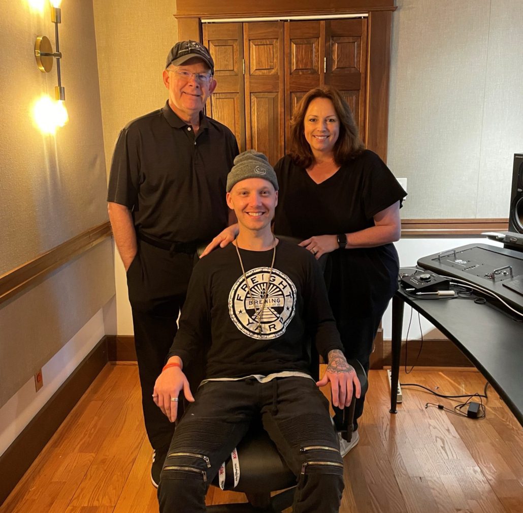 Connor James Signs With Universal Music Publishing Nashville - MusicRow.com
