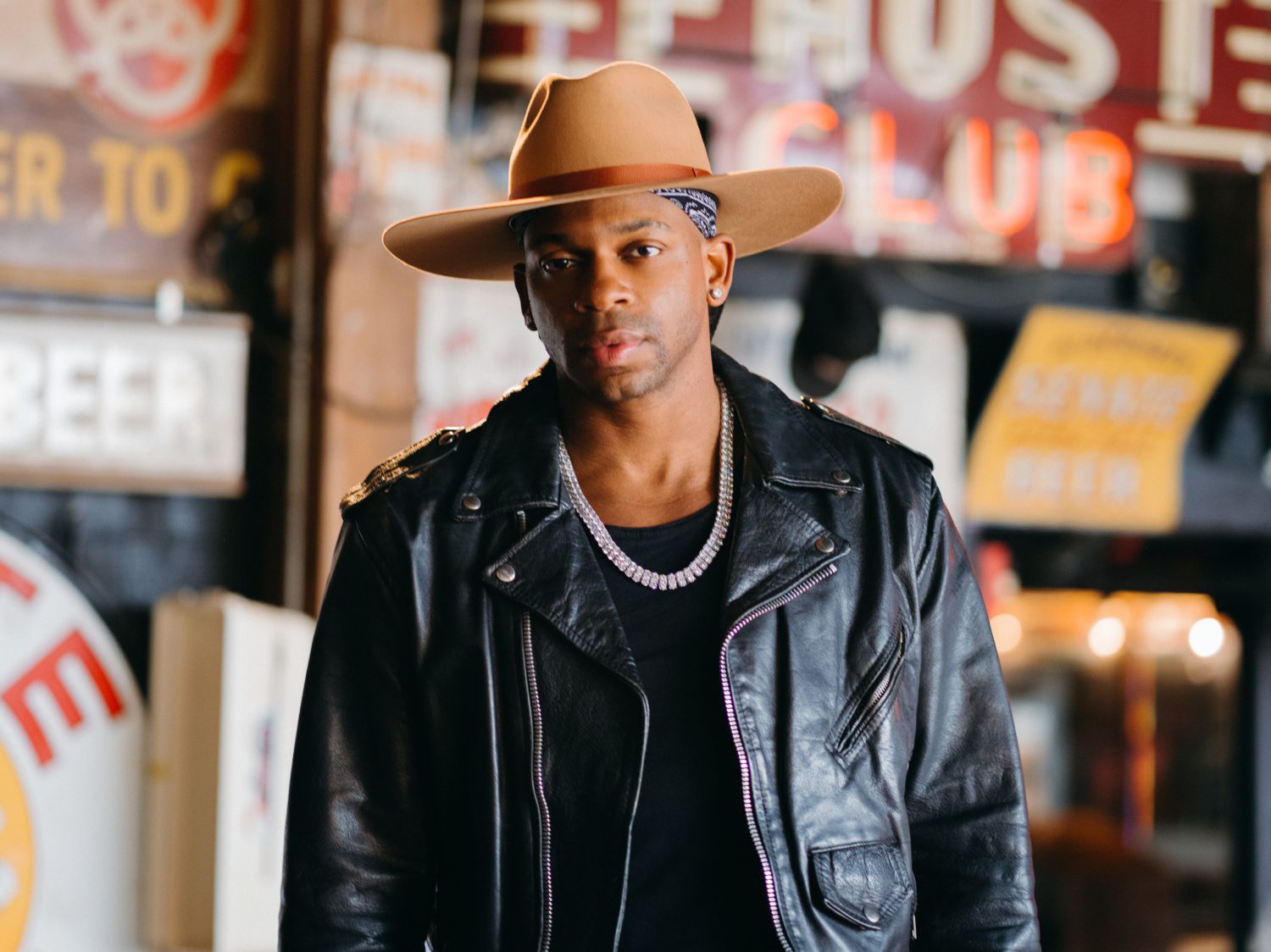 Jimmie Allen Heads Into 2023 With Fourth Career No. 1, 'Down Home ...