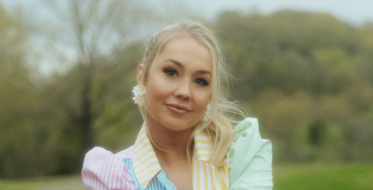 Raelynn Returns With New Management, Music - MusicRow.com