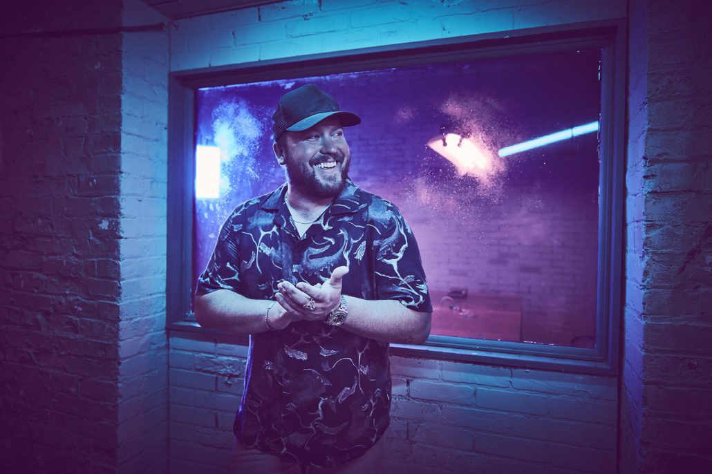 Mitchell Tenpenny Notches History-Making No. 1 At Country Radio ...