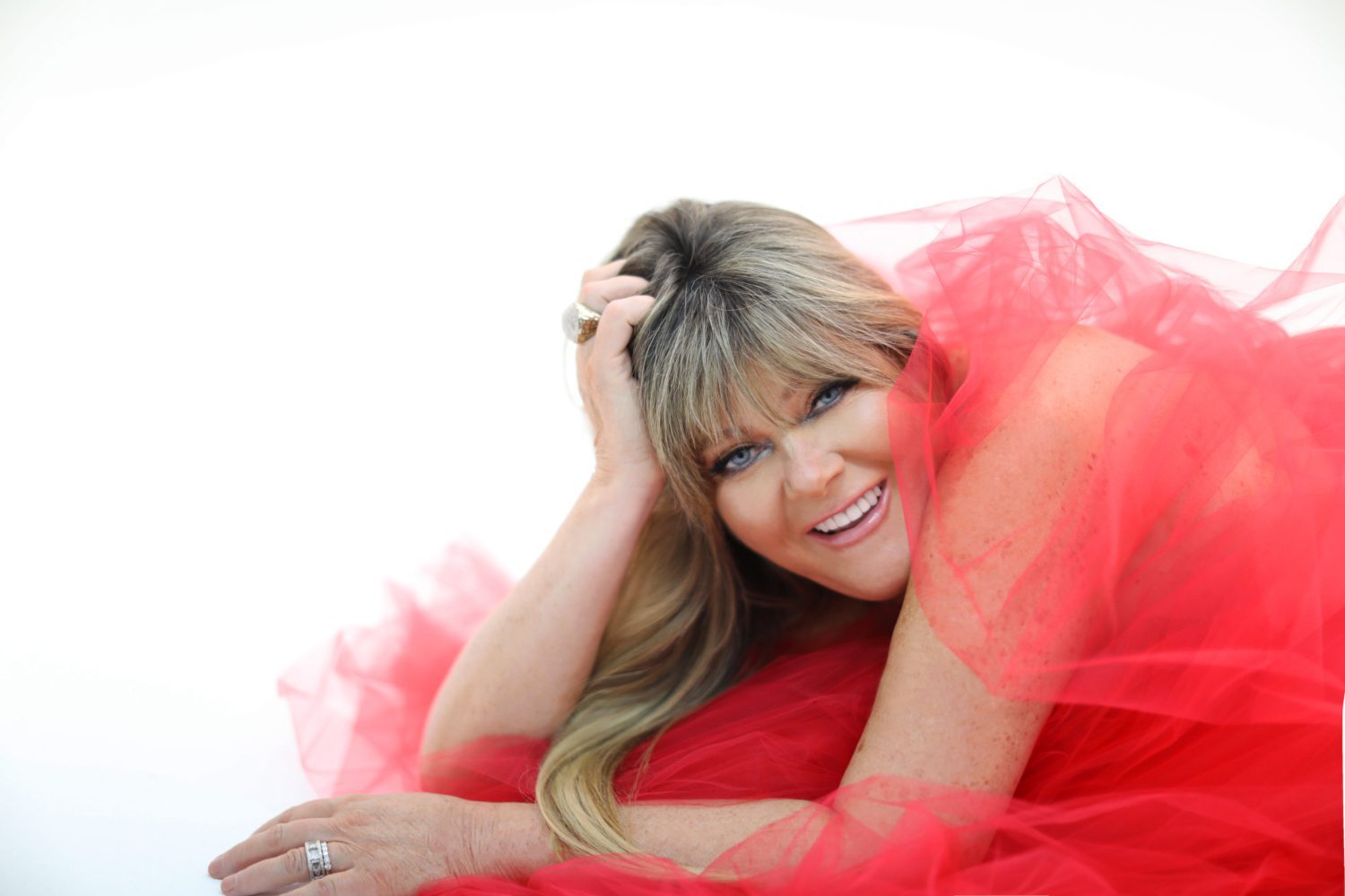 Jamie O'Neal Preps Her Debut Christmas Album, 'Spirit & Joy' - MusicRow.com