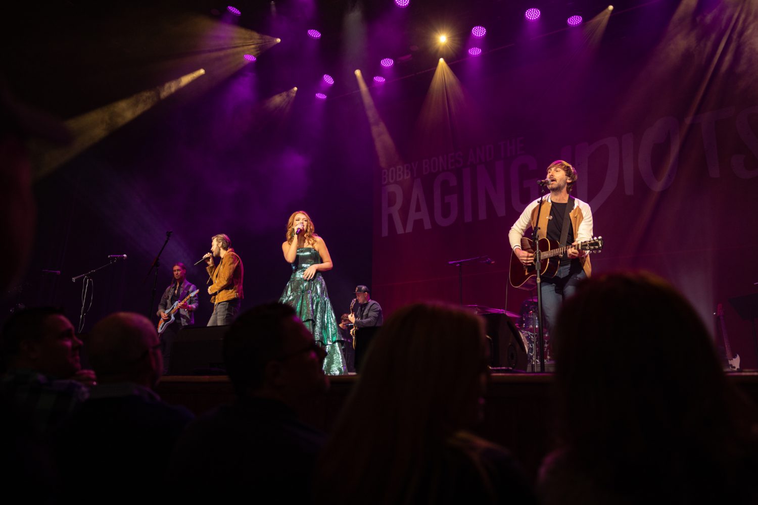 Bobby Bones Hosts Star-Studded 6th Annual Million Dollar Benefit Show ...