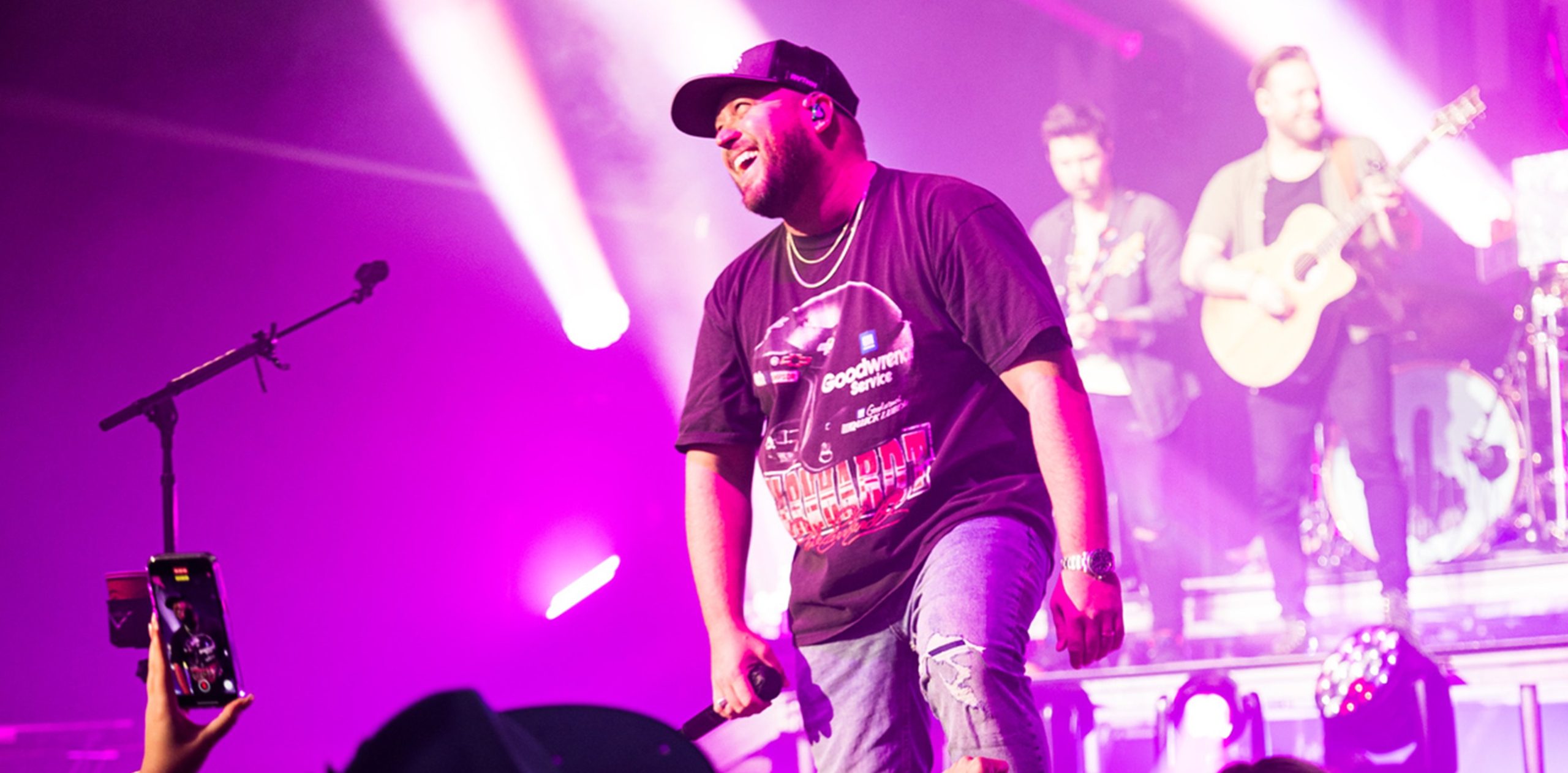 Mitchell Tenpenny Sells Out The Ryman With Back-To-Back Shows ...
