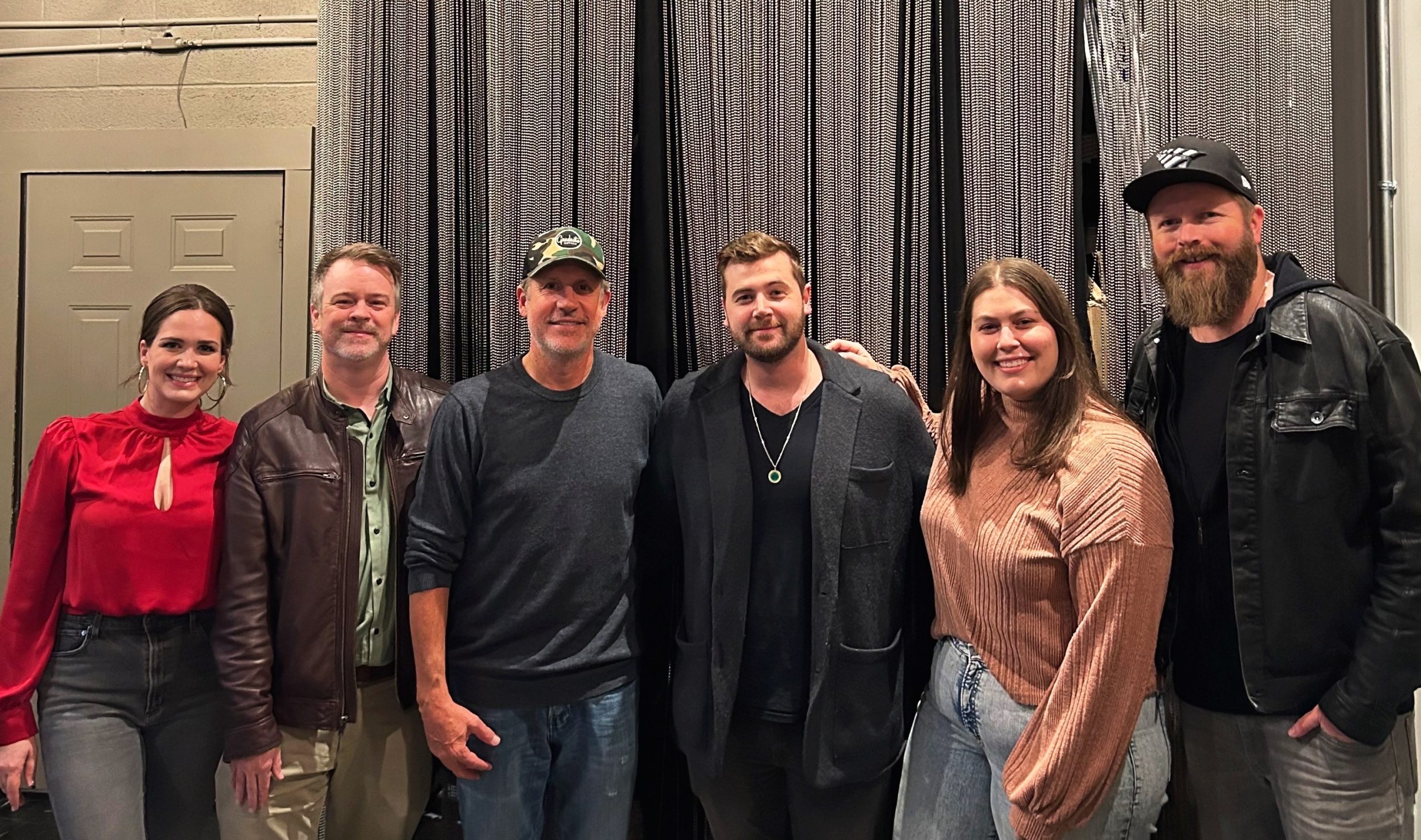 Jimmy Robbins Signs With Boom Music Group & Cinq Music Group - MusicRow.com