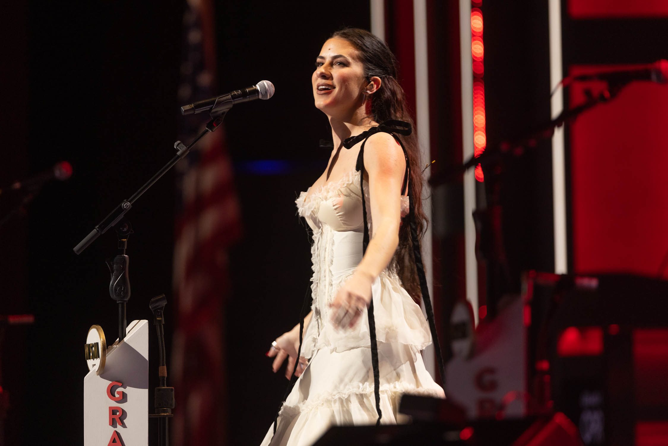 Kassi Ashton Makes Grand Ole Opry Debut - MusicRow.com
