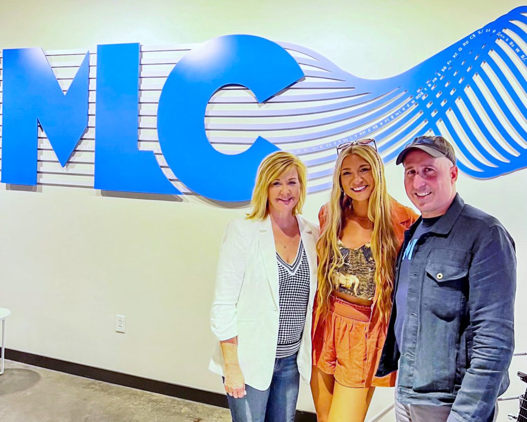 Industry Ink: SOURCE, Lauren Watkins, Mia Brown, More - MusicRow.com