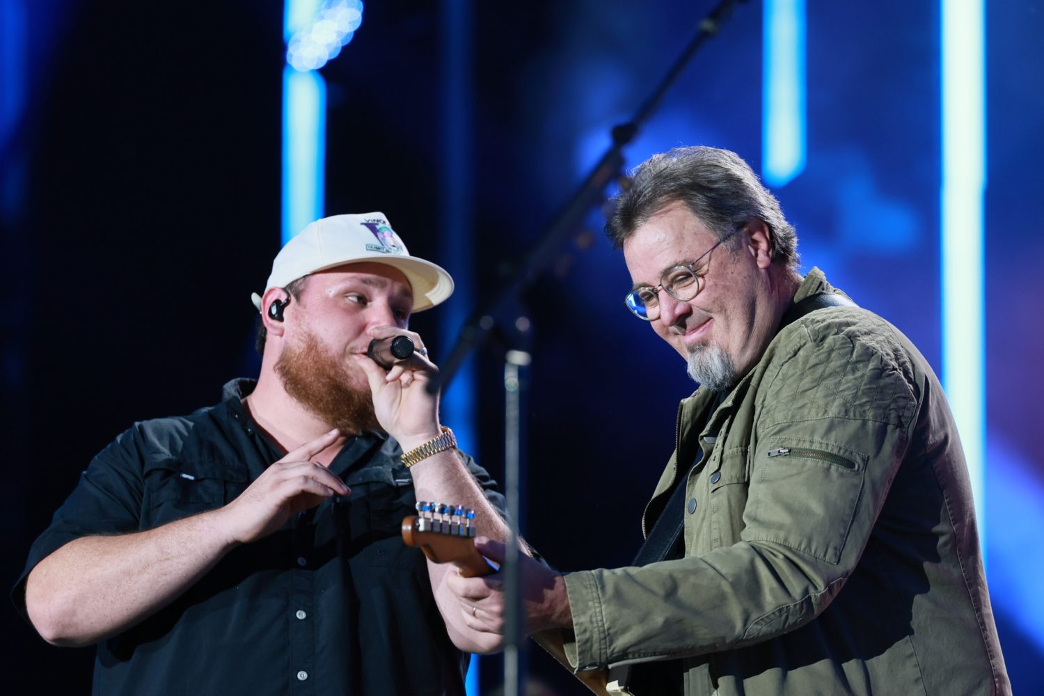 CMA Fest Night 1: Dan + Shay, Luke Combs, Carly Pearce & More Thrill ...