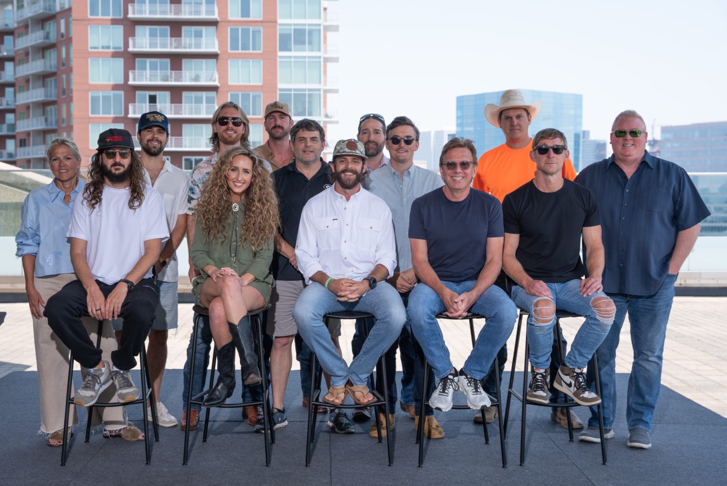 Thomas Rhett Commemorates Seven No. 1 Songs, Adding To 20 Total ...