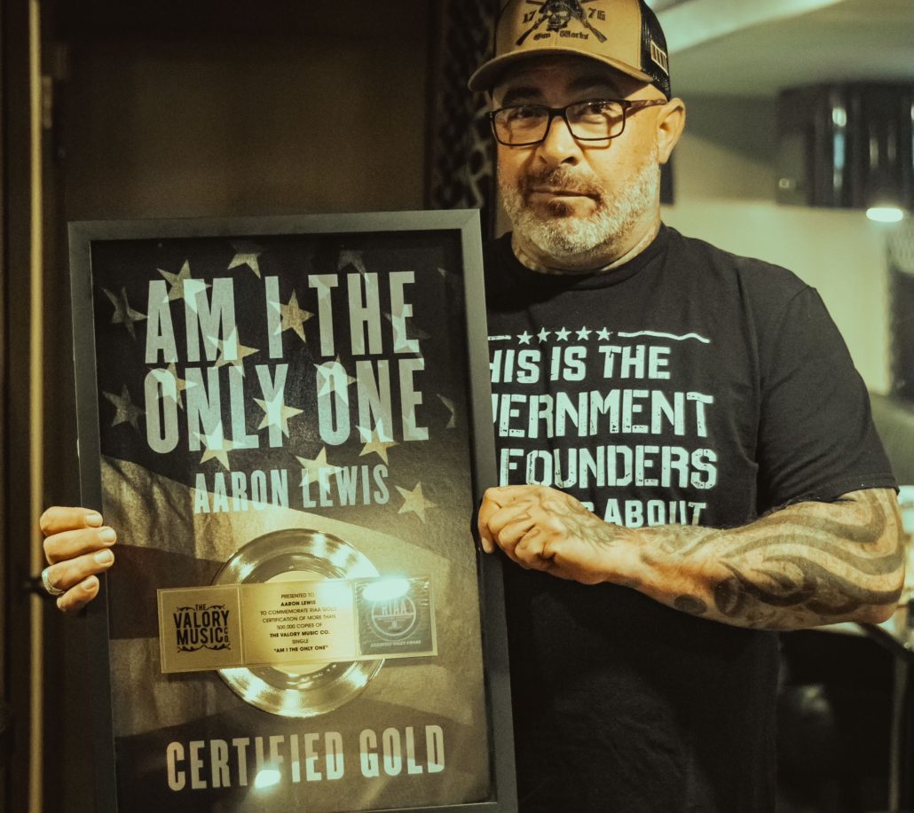 Industry Ink: Vince Gill & Paul Franklin, UTA, Easton Corbin, Aaron ...