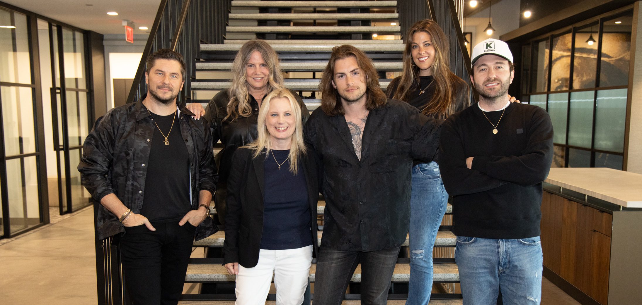 Dillon James Shares Major Label Debut Track - MusicRow.com