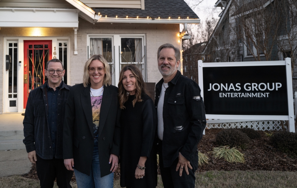 Amy Stroup Signs To Jonas Group Publishing - MusicRow.com