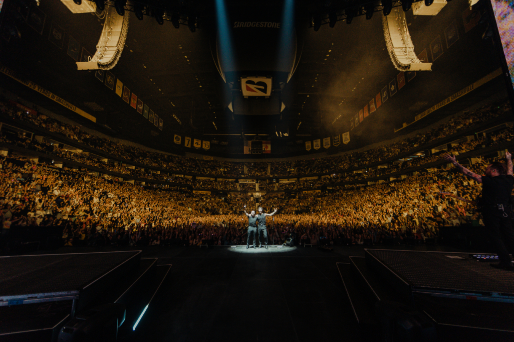 Dan + Shay Showcase Entertainment Skills During Sold-Out Bridgestone ...