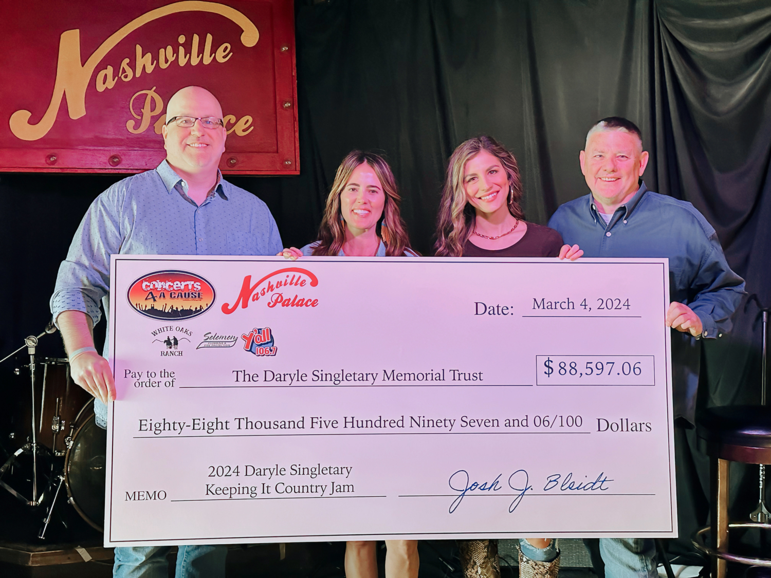 Industry Ink: Lauren Daigle, Jackie DeShannon, Daryle Singletary, More ...