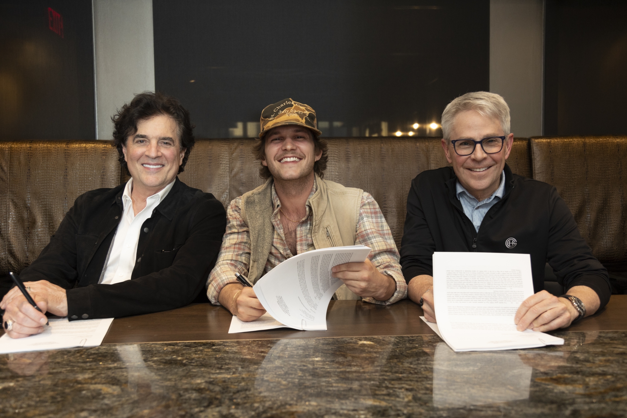 Noah Hicks Signs With Nashville Harbor Records & Entertainment ...