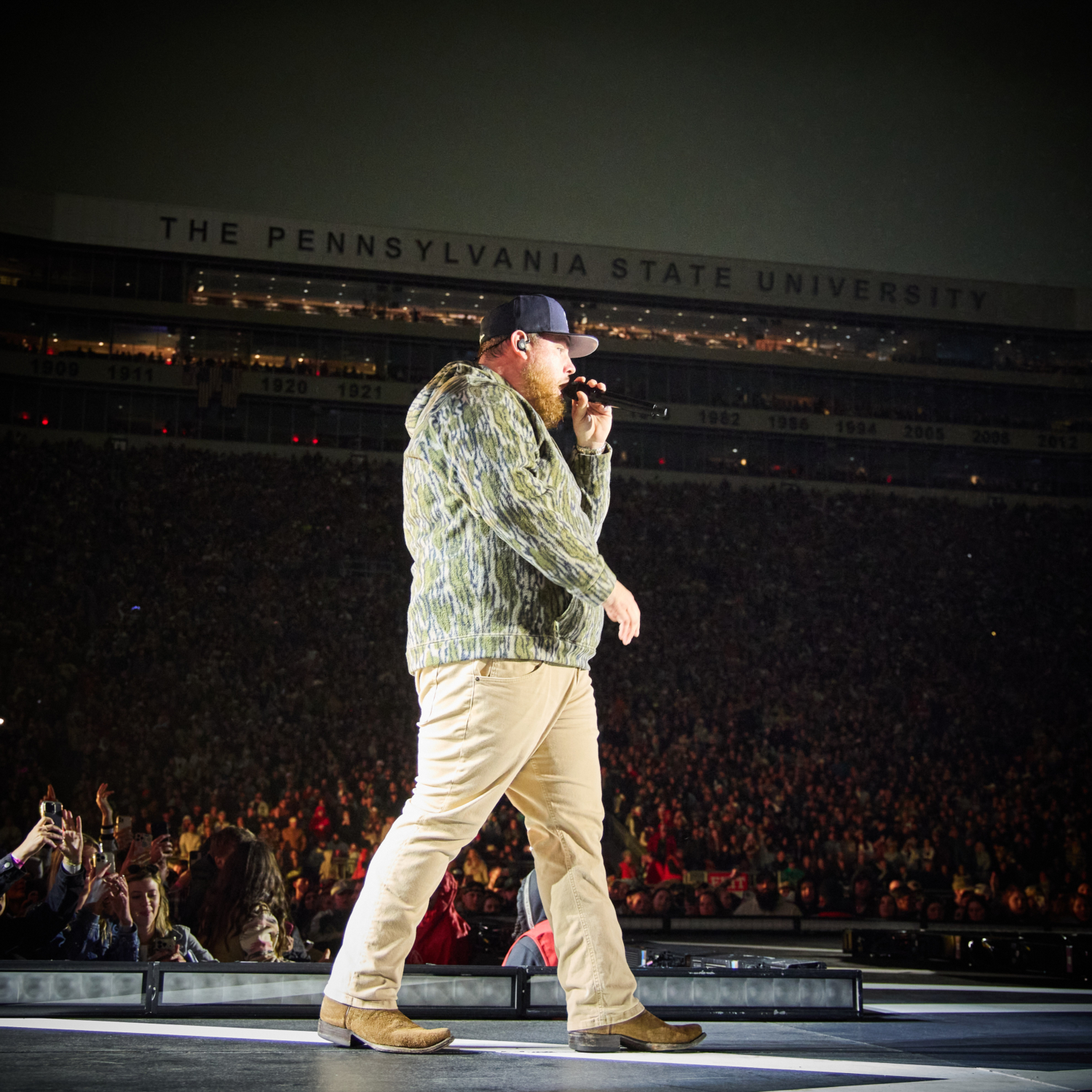 Luke Combs Breaks More Attendance Records - MusicRow.com