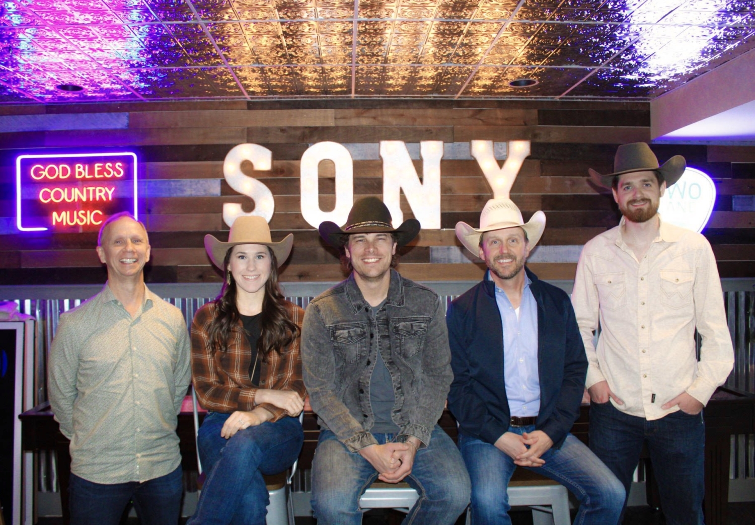 Randall King Signs With Sony Music Publishing Nashville - MusicRow.com