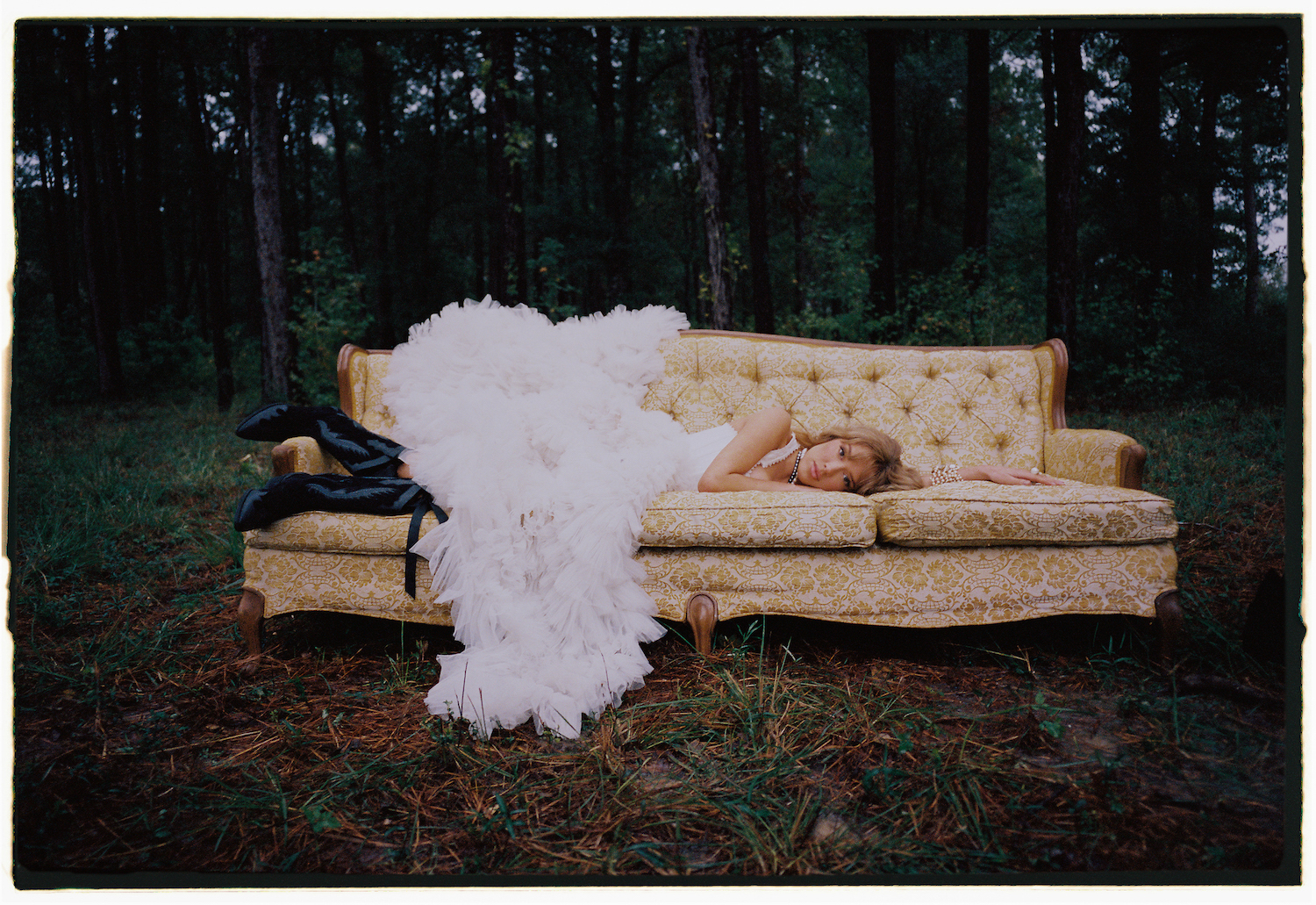 Laci Kaye Booth's Debut Album Set To Release In May - MusicRow.com